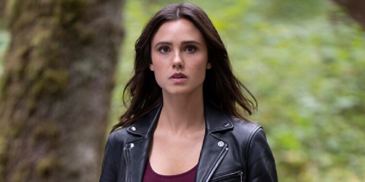 Poppy Drayton Biography | Age, Boyfriend, New Net Worth 2021