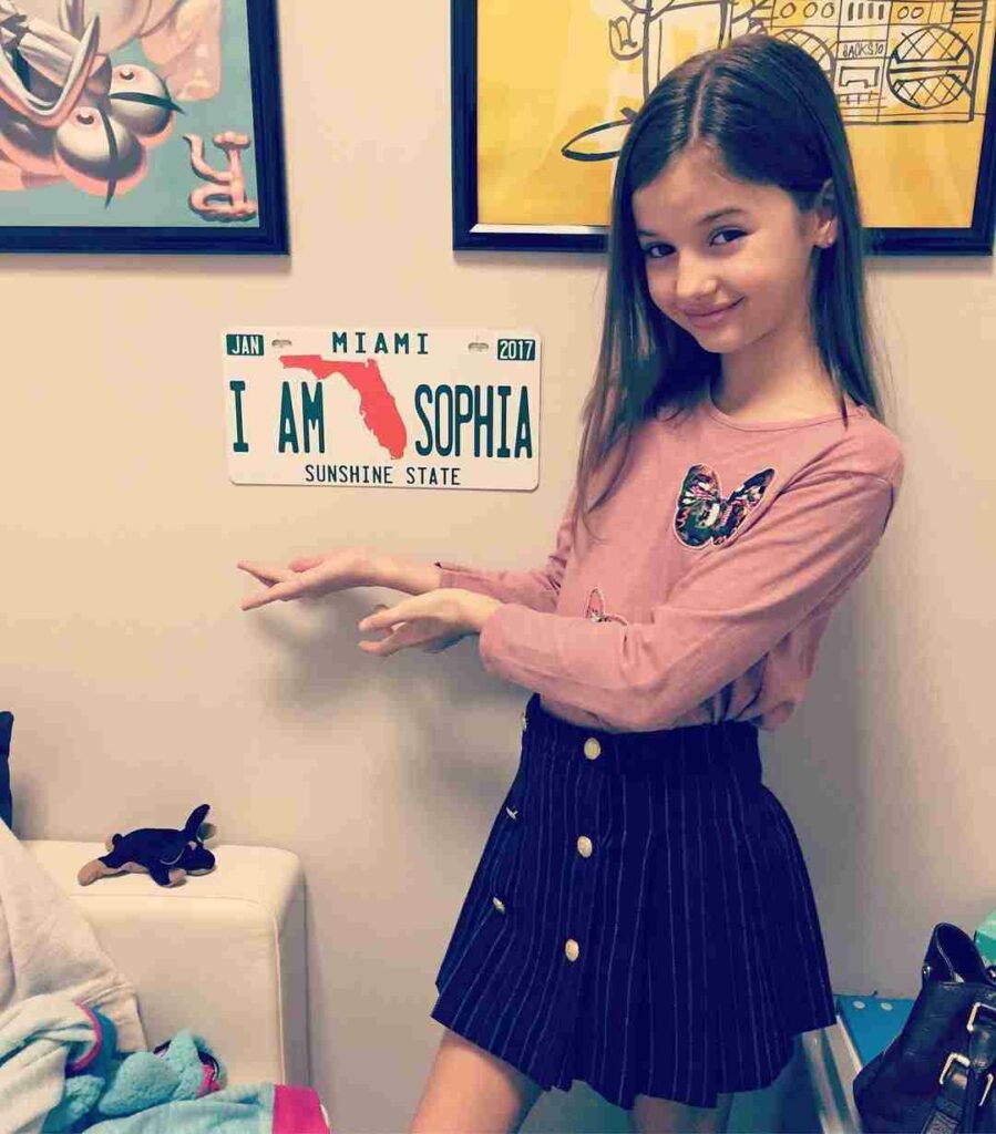 Sophia Forest Biography | Age, Height, New Net Worth 2021