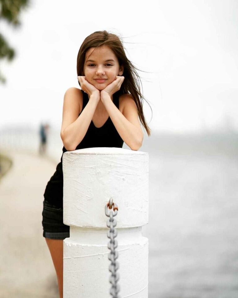 Sophia Forest Biography | Age, Height, New Net Worth 2021