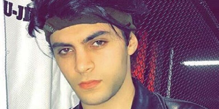 Youtuber Ethan Bradberry Bio | Age, Family & New Worth 2021