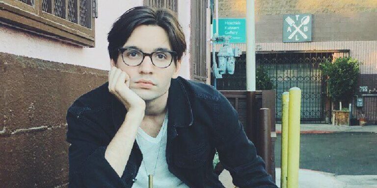 Youtube Star Vincent Cyr Bio, Girlfriend & Net Worth 2021