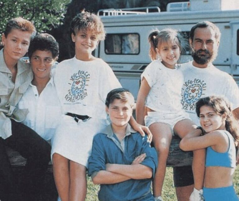 Jodean Bottom | Joaquin Phoenix's Sister (2025)