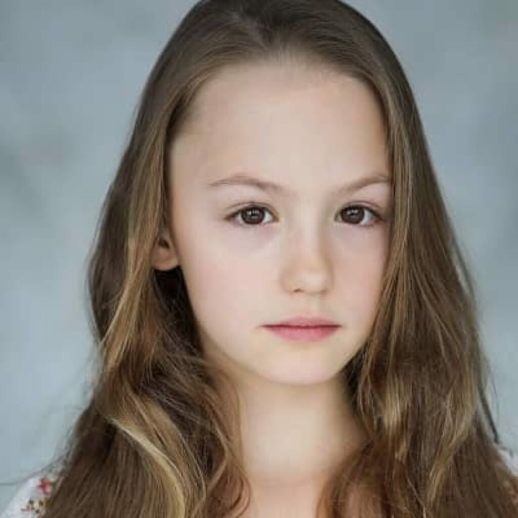 Amelie Bea Smith | Full Bio 2021, Career, Latest Net Worth