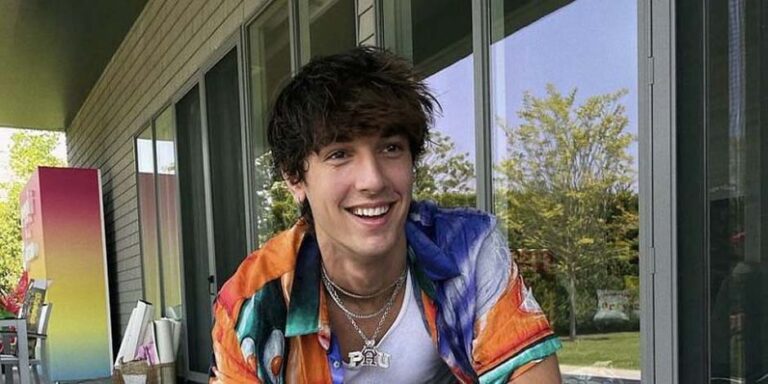Bryce Hall | Full Bio, Age, Height, New Net Worth (2021)