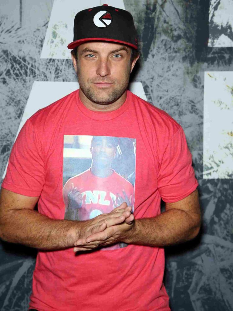TJ Lavin| Bio, Age, Relationship & New Net worth 2022